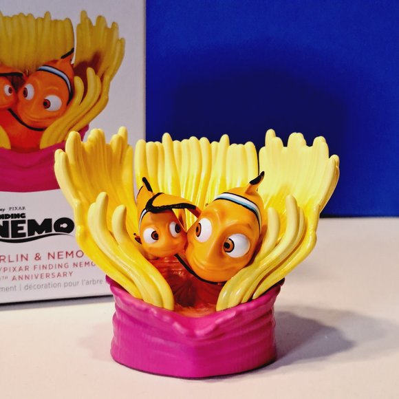 Hallmark | Holiday | 223 Marlin And Nemo Disney Pixar Finding Nemo ...